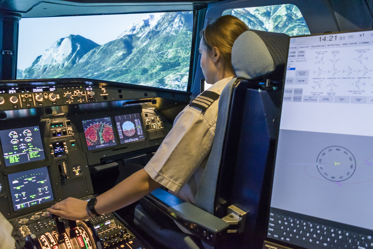 Our Simulator | Simnest Pilot Academy